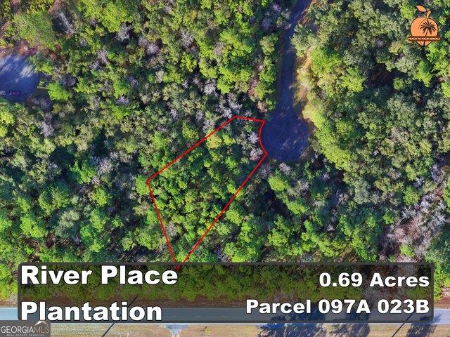 Merlin Ct, Waverly, GA 31565