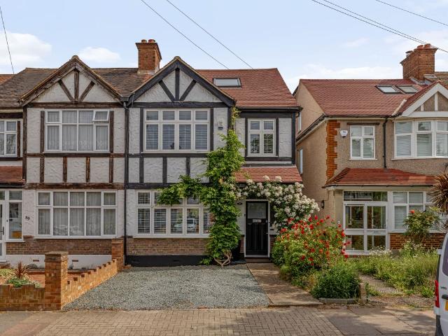 Merlin Grove, Beckenham, Kent, Greater London BR3, 4 bed end terrace house to rent, £3,250 pcm | PrimeLocation