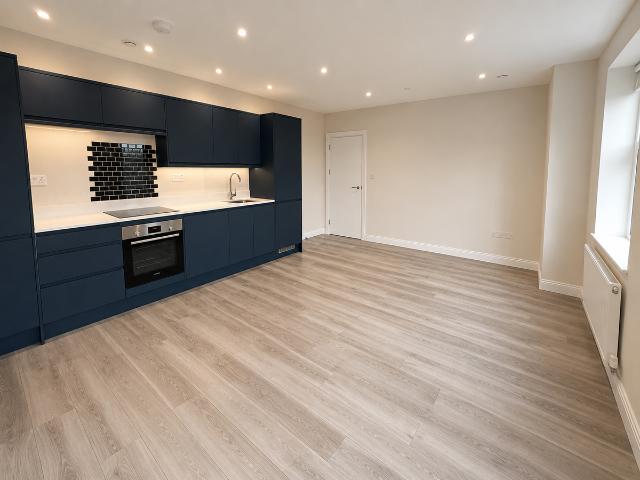 Merlin House, Bakers Lane, Epping CM16, 1 bed flat to rent, £1,500 pcm | PrimeLocation