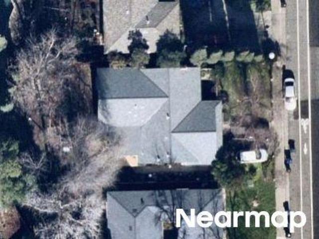 Merlindale Dr