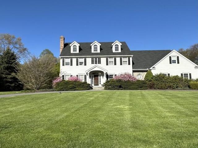 Merlins Ln, Newtown, Home For Sale