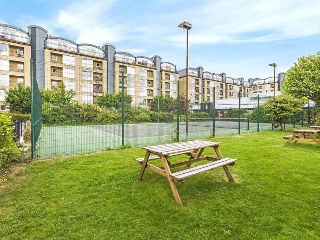 Mermaid Court,, SE16