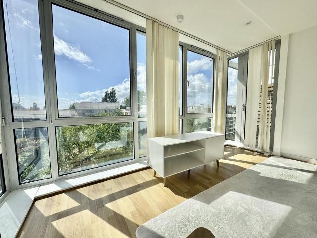 Mermaid House, Portsmouth, PO1 2 bed apartment to rent £1,600 pcm £369 pw