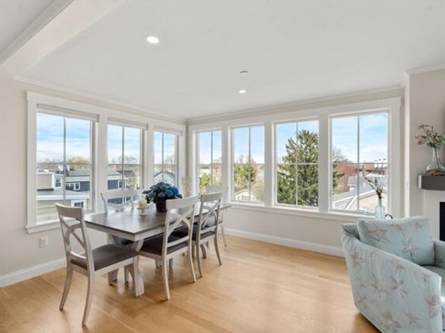 Merrimac St Ste I, Newburyport, Condo For Sale