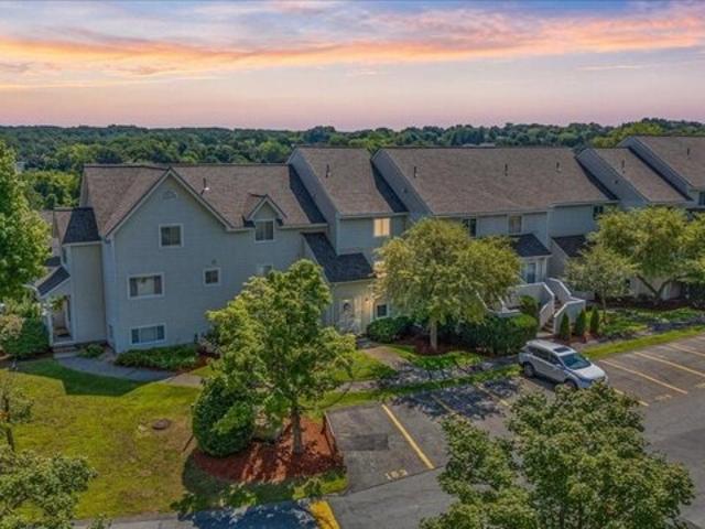 Merrimack Ave Apt,dracut, Condo For Sale
