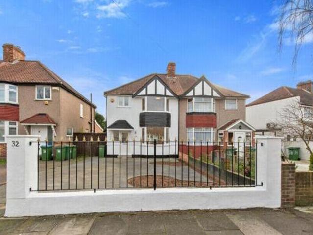 Merriman Road, Blackheath, 3 Bedroom House