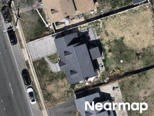 Merrick Ave