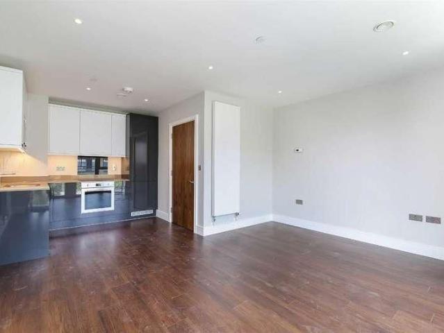 Merrick Road, Southall, UB2