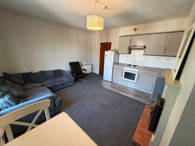 Merridale Lane, Wolverhampton WV3, 1 bed flat to rent, £750 pcm | PrimeLocation