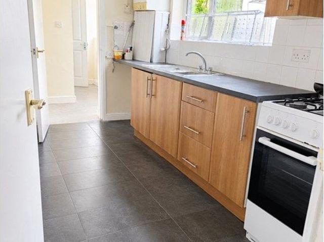Merridale St West, Wolverhampton WV3, 4 bed semi detached house to rent, £1,100 pcm | PrimeLocation