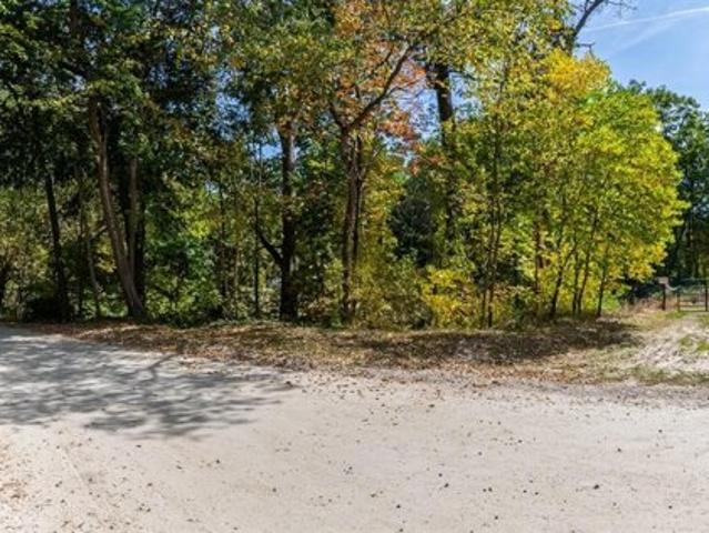 Merrill Dr, Fenton, Plot For Sale