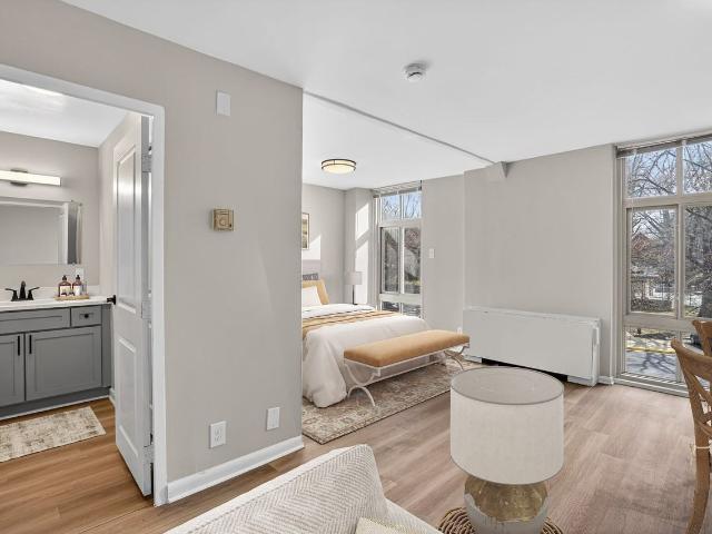 Merrill House Apartments 2 Bedroom Apartment for Rent at 210 E Fairfax St, Falls Church, VA 22046 Falls Church