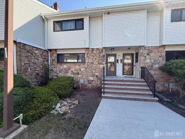 Merritt Dr Apt D, Hillsborough, Home For Sale