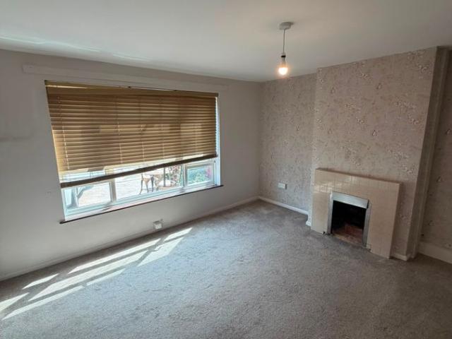Merrivale, Benfleet SS7, 3 bed terraced house to rent, £1,850 pcm | PrimeLocation