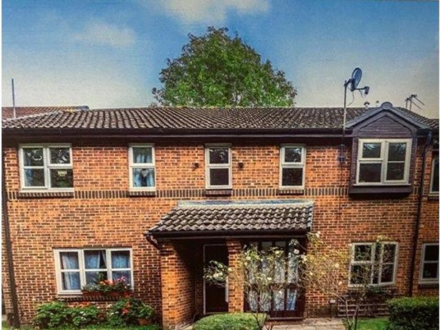 Merrivale Mews, West Drayton UB7, 1 bed maisonette to rent, £1,350 pcm | PrimeLocation