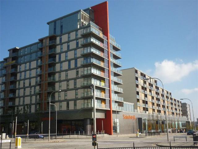 Merrivale Mews, Milton Keynes, MK9 2 bed flat to rent £1,495 pcm £345 pw