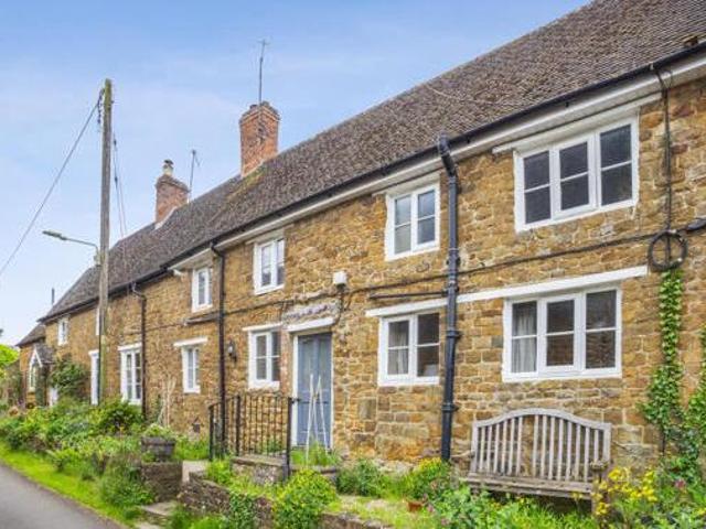 Merrivales Lane, Bloxham, 3 Bedroom Cottage