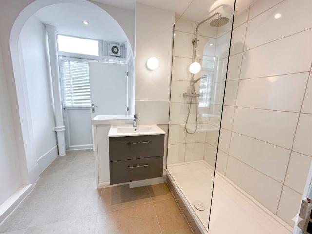 Merrow Street, London SE17, 1 bed maisonette to rent, £1,900 pcm | PrimeLocation