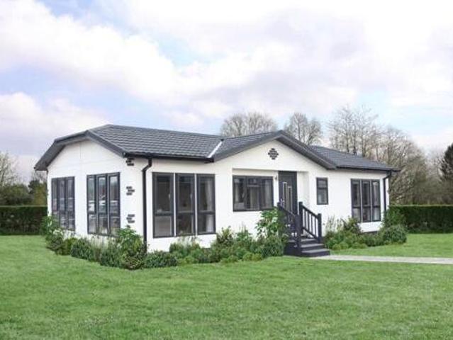 Merry Hill Country Park, Honingham, 2 Bedroom Park