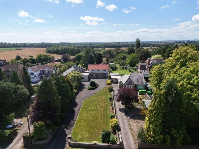 Merrybent, Darlington 4 bed detached house to rent £2,150 pcm £496 pw