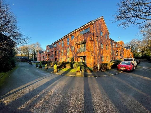 Merryfield Grange, Overdale Drive, Heaton BL1, 2 bed flat to rent, £885 pcm | PrimeLocation