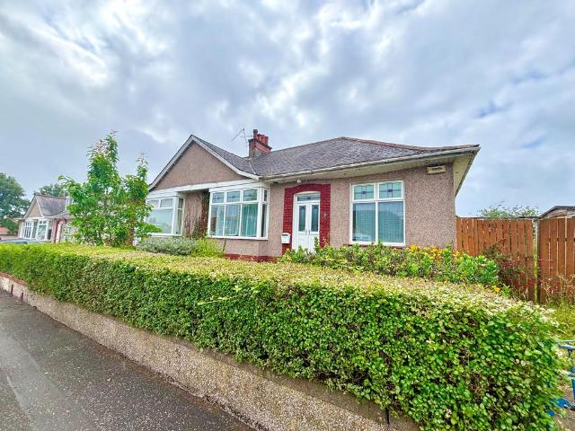 Merryvale Avenue, Glasgow, G46 3 bed bungalow to rent £1,850 pcm £427 pw