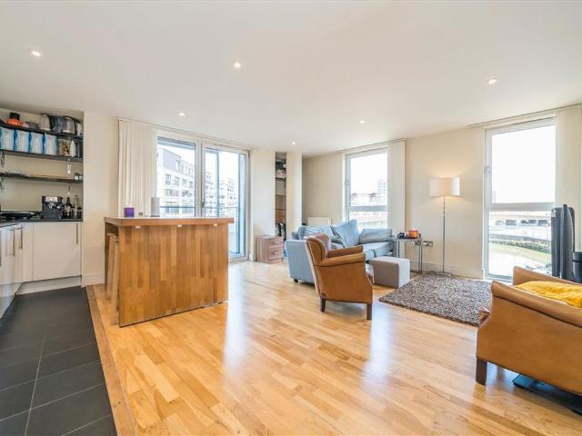 Merryweather Place, Greenwich SE10, 2 bed flat to rent, £2,300 pcm | PrimeLocation