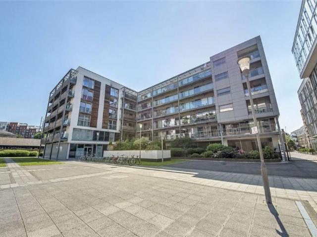 Merryweather Place, Greenwich 1 bed flat to rent £1,750 pcm £404 pw