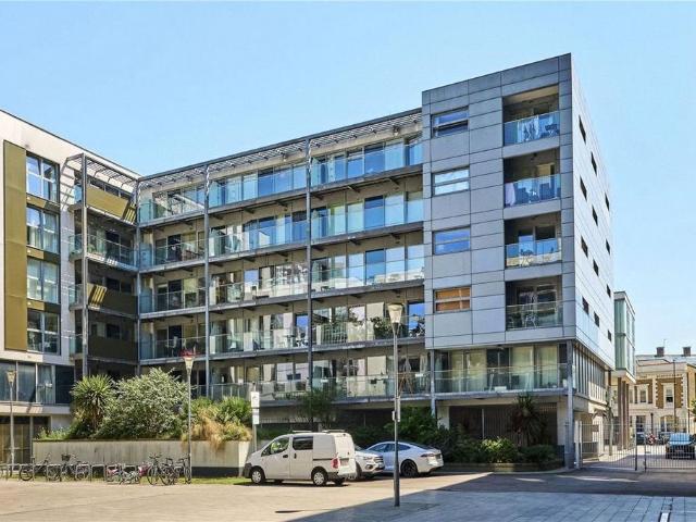 Merryweather Place, Greenwich 1 bed flat to rent £1,900 pcm £438 pw
