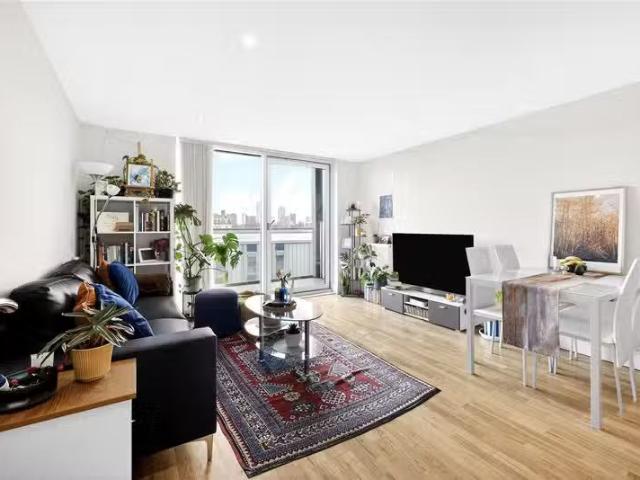 Merryweather Place, London, SE10 8EQ