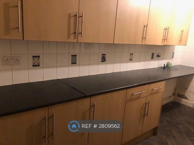 Mersey Road, Widnes WA8, 3 bed terraced house to rent, £870 pcm | PrimeLocation