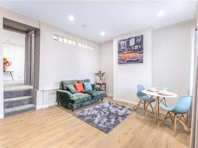 Mersham Road, Thornton Heath, CR7 8NR