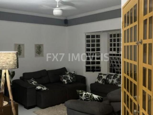Mestre da permuta apresenta casa em Barão Geraldo