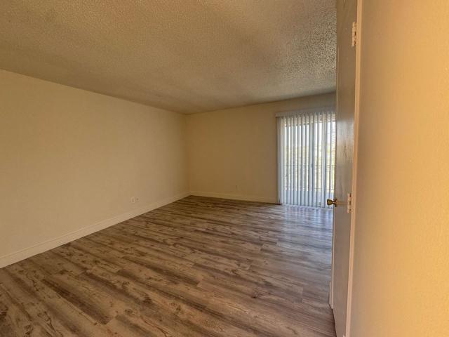 Mesa Village Apartments 2 Bedroom Apartment for Rent at 7227 N Mesa St, El Paso, TX 79912 Resler Canyon