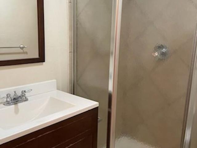 Mesa 3 bed 2 bath Dobson & Main 3 Bedroom Apartment for Rent at 2161 W 1st St, Mesa, AZ 85201