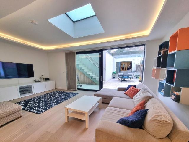 Messaline Avenue, Acton W3, 3 bed flat to rent, £3,198 pcm | PrimeLocation