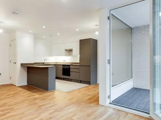 Messenger Court, 23 Upper Richmond Road, London, SW15 2RF, United Kingdom | 1 bed apartment for rent #166900724 | Rentberry