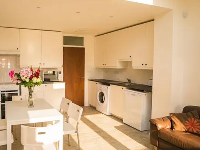 Metchley Drive, Metchley, B17 0LA, United Kingdom | 5 bed house for rent #162170620 | Rentberry