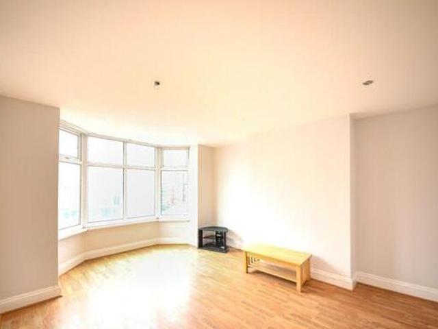 Methley Drive, Leeds, 2 Bedroom Apartment
