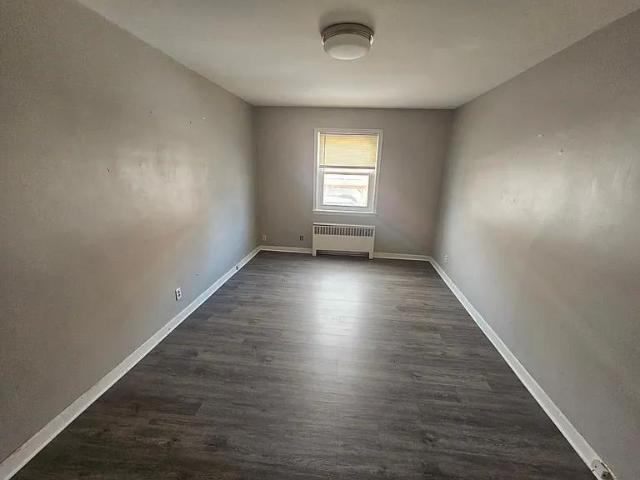 Meticulously Refreshed 2 Bed, 2 Bath Apartment