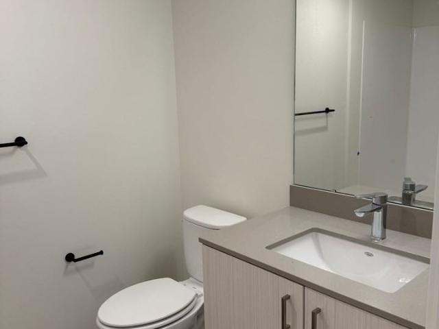 Metro 5000 Apartments | Furnished Student Housing in Seattle U 3 Bedroom Apartment for Rent at 5000 12th Ave Ne, Seattle, WA 98105 University District