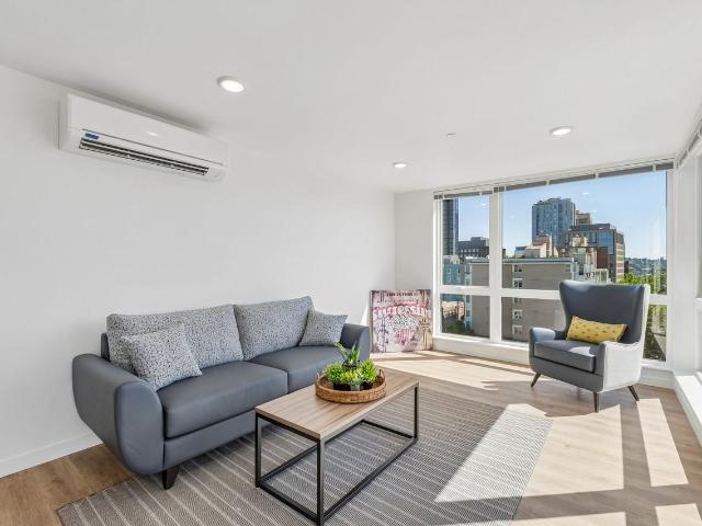 Metro 5000 Apartments | Furnished Student Housing in Seattle U 4 Bedroom Apartment for Rent at 5000 12th Ave Ne, Seattle, WA 98105 University District