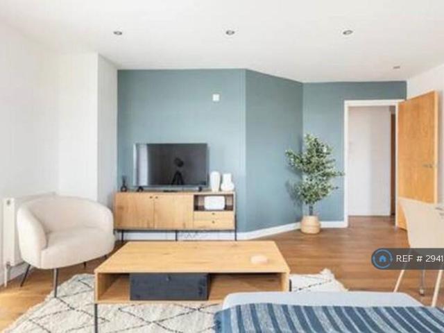 Metro Building, London, E15 1 bed in a house share to rent £1,037 pcm £239 pw