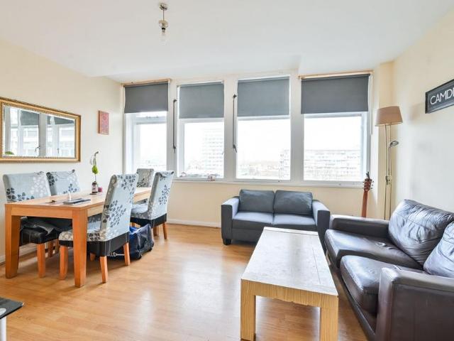 Metro Central Heights, SE1, Elephant. 2 bed flat to rent £2,600 pcm £600 pw