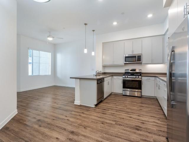 Metro Gateway Apartment Homes 2 Bedroom Apartment for Rent at 3411 Grande Vista Pkwy, Riverside, CA 92503 La Sierra South