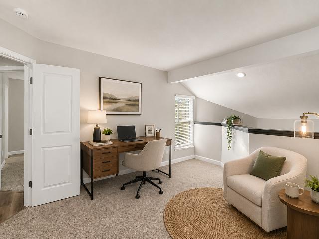 Metro on 5th 3 Bedroom Apartment for Rent at 901 Time Centre Dr, Saint Charles, MO 63303