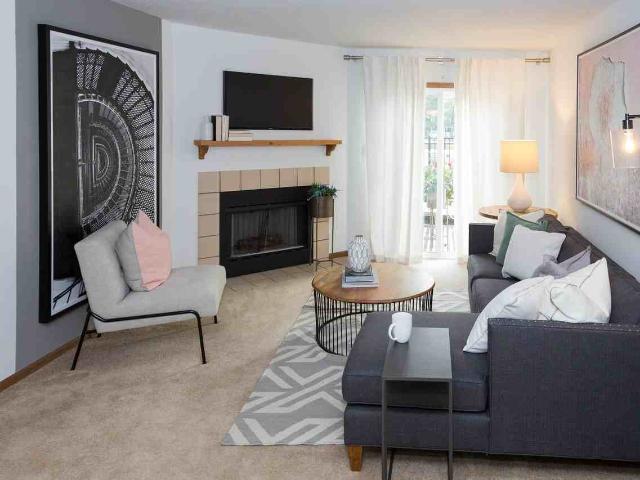Metro on 5th 1 Bedroom Apartment for Rent at 901 Time Centre Dr, Saint Charles, MO 63303
