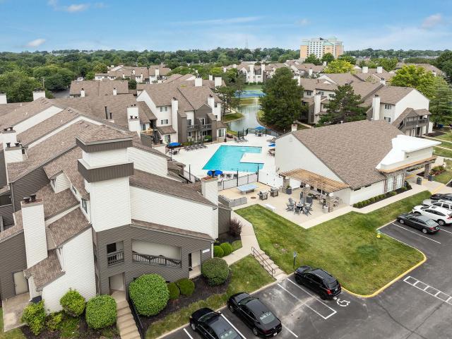Metro on 5th 2 Bedroom Apartment for Rent at 901 Time Centre Dr, Saint Charles, MO 63303