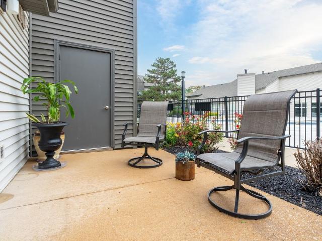 Metro on 5th 2 Bedroom Apartment for Rent at 901 Time Centre Dr, Saint Charles, MO 63303