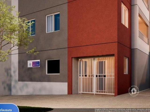 Metrocasa Praça da Árvore Residencial
